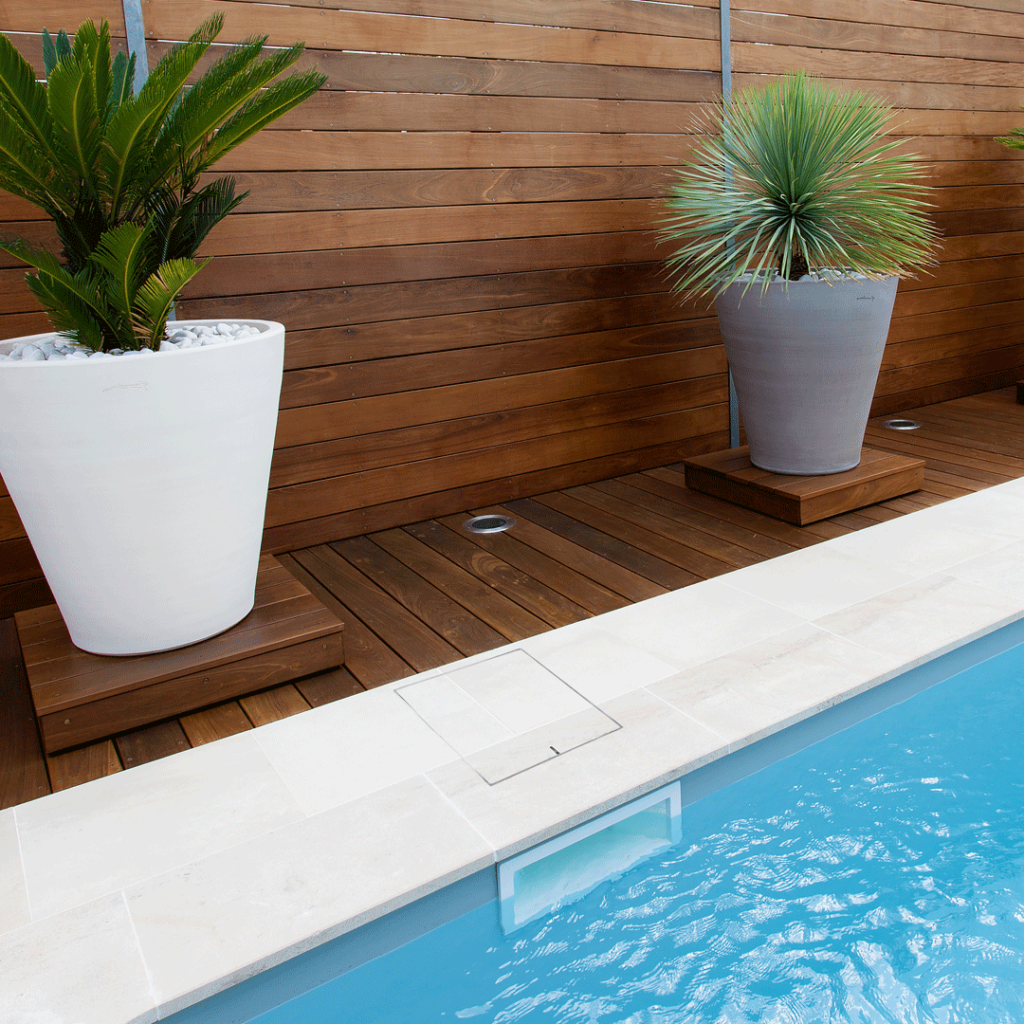 Skimmer lids and Access Cover Kits