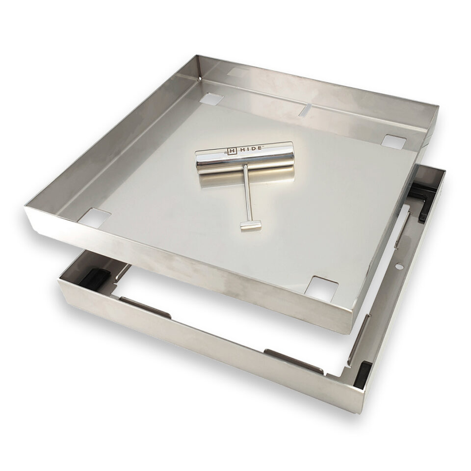 Skimmer lids and Access Cover Kits